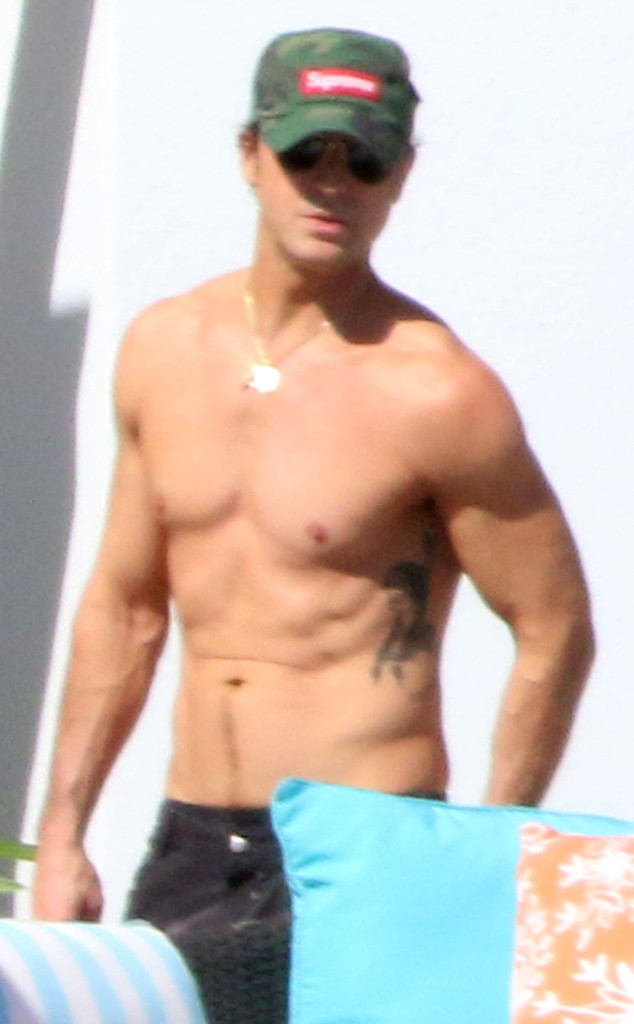 Jennifer Aniston Strips Down To A Bikini For Her 48th Birthday In